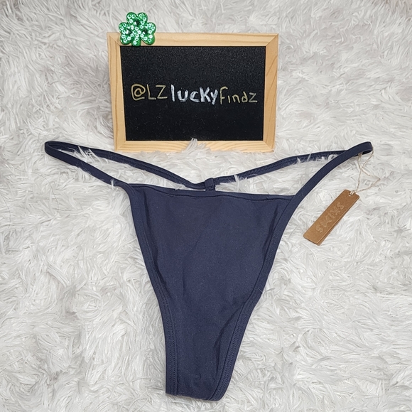 SKIMS | Intimates & Sleepwear | Skims Fits Everybody Tstring Thong Deep ...